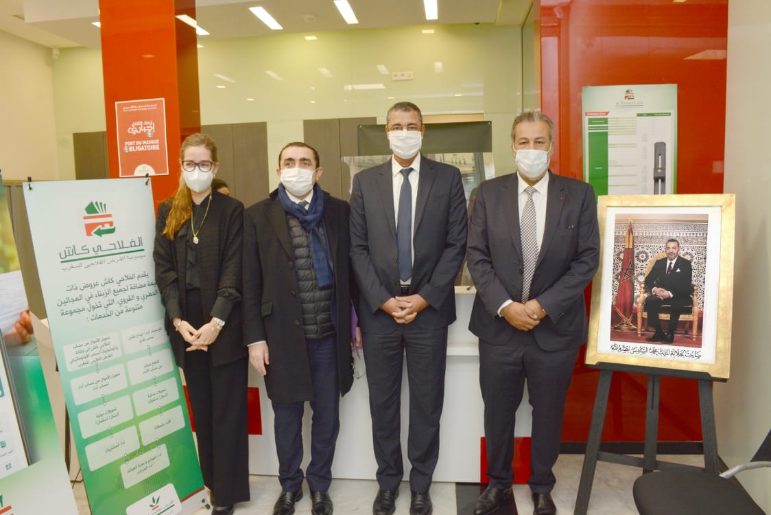 Le Crédit Agricole du Maroc lance sa 1ère agence Al Filahi Cash ...